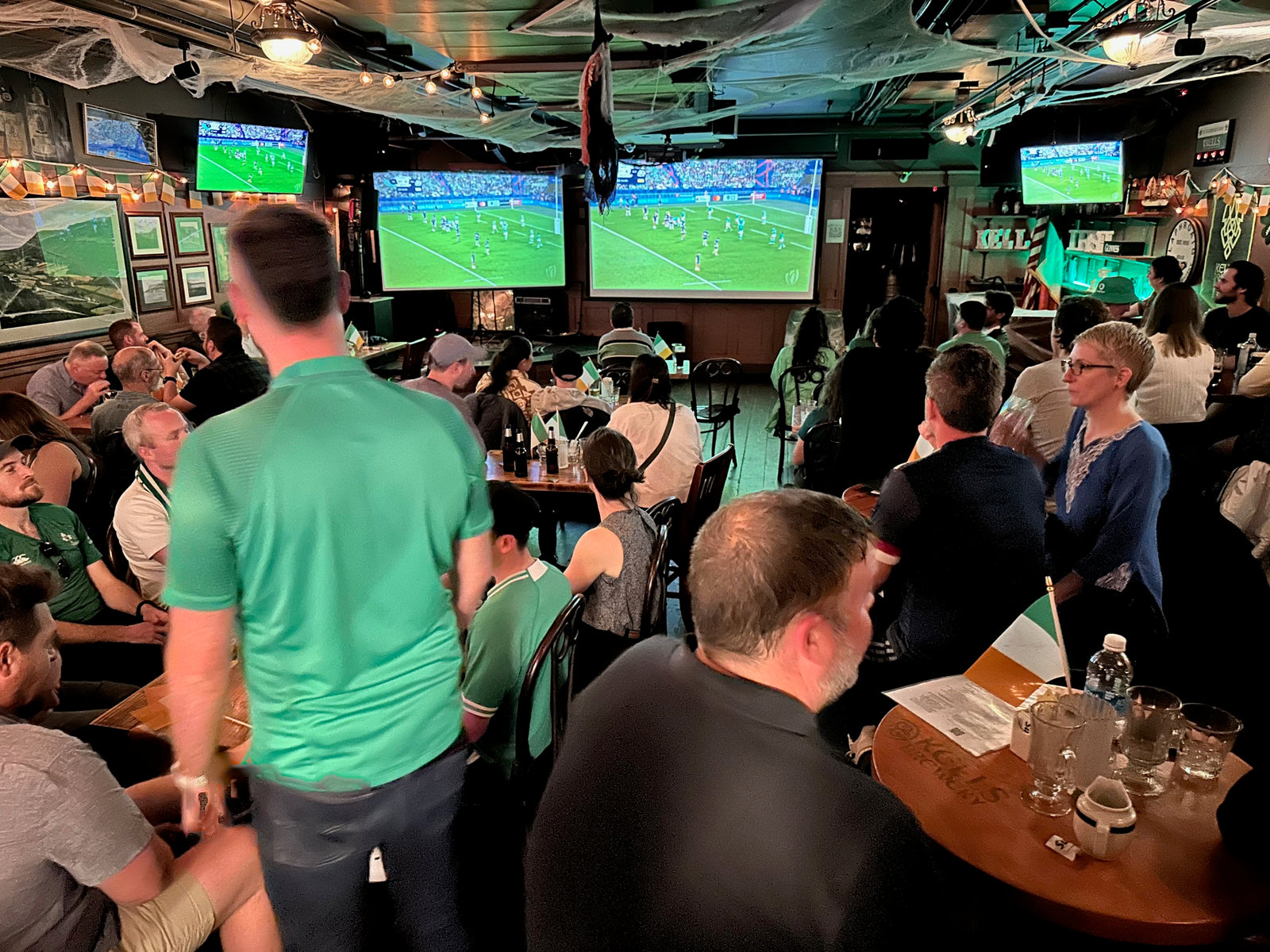 Kells Irish Restaurant & Pub